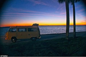 The Rise of the Minimalist Celebrity – LifeEdited